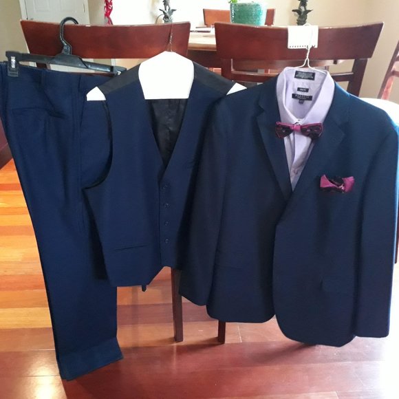 Caravelli - designed in Italy | Suits & Blazers | Mens Suit | Poshmark